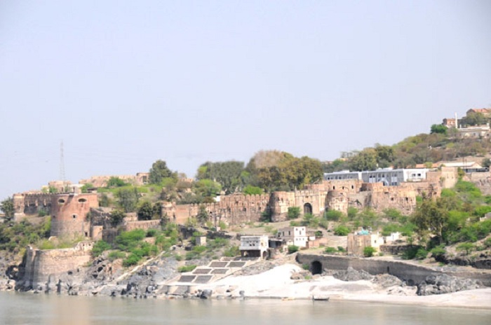 Old History and Historical Pictures: Attock Fort Pakistan