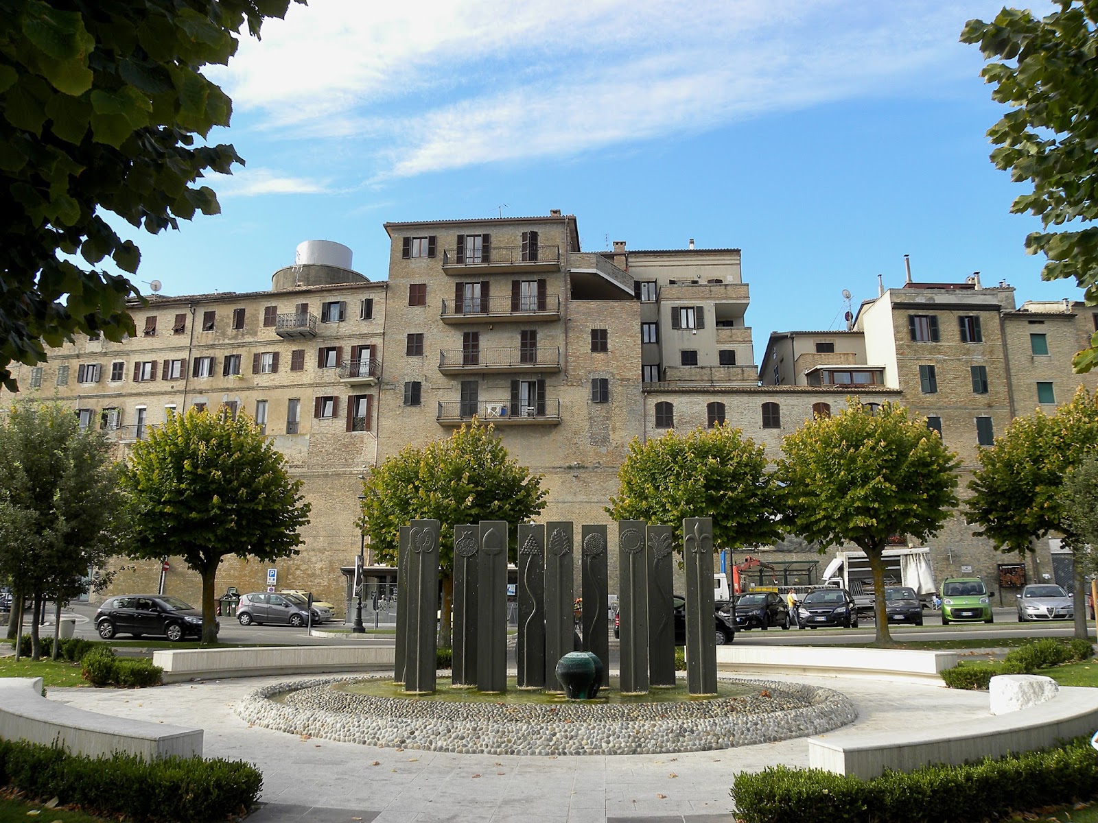 Castelfidardo ( AN ), capitale italiana della fisarmonica - THE MARCHE ...