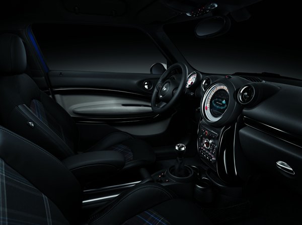 MINI Countryman Motoring: MINI Paceman Interior Revealed