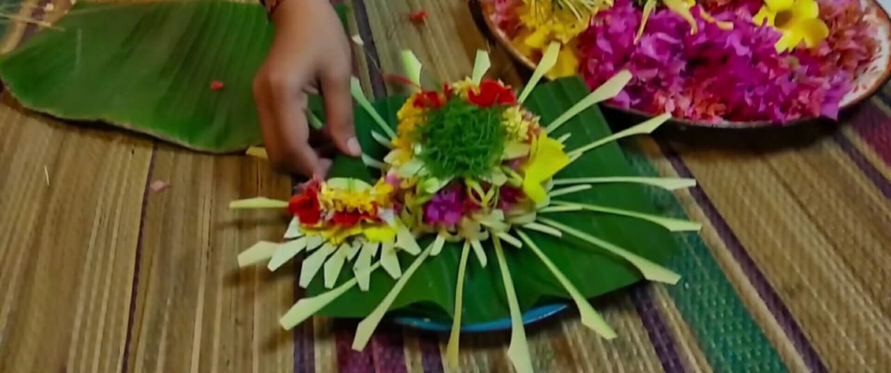 Jenis-Jenis Canang - Sastra Bali dan Hindu