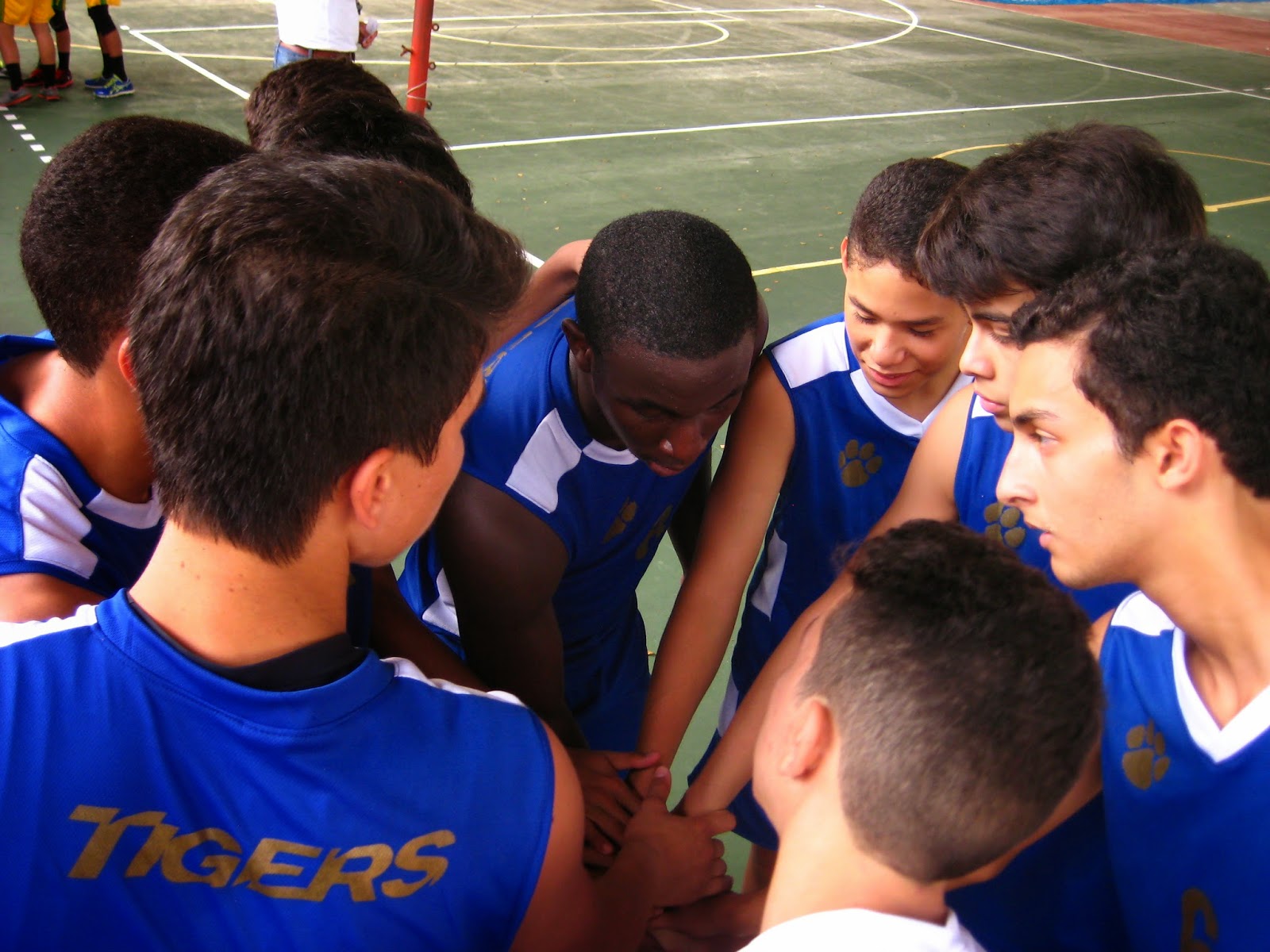 Beginnings of a teaching career - Honduras : ABSH Volleyball - San ...