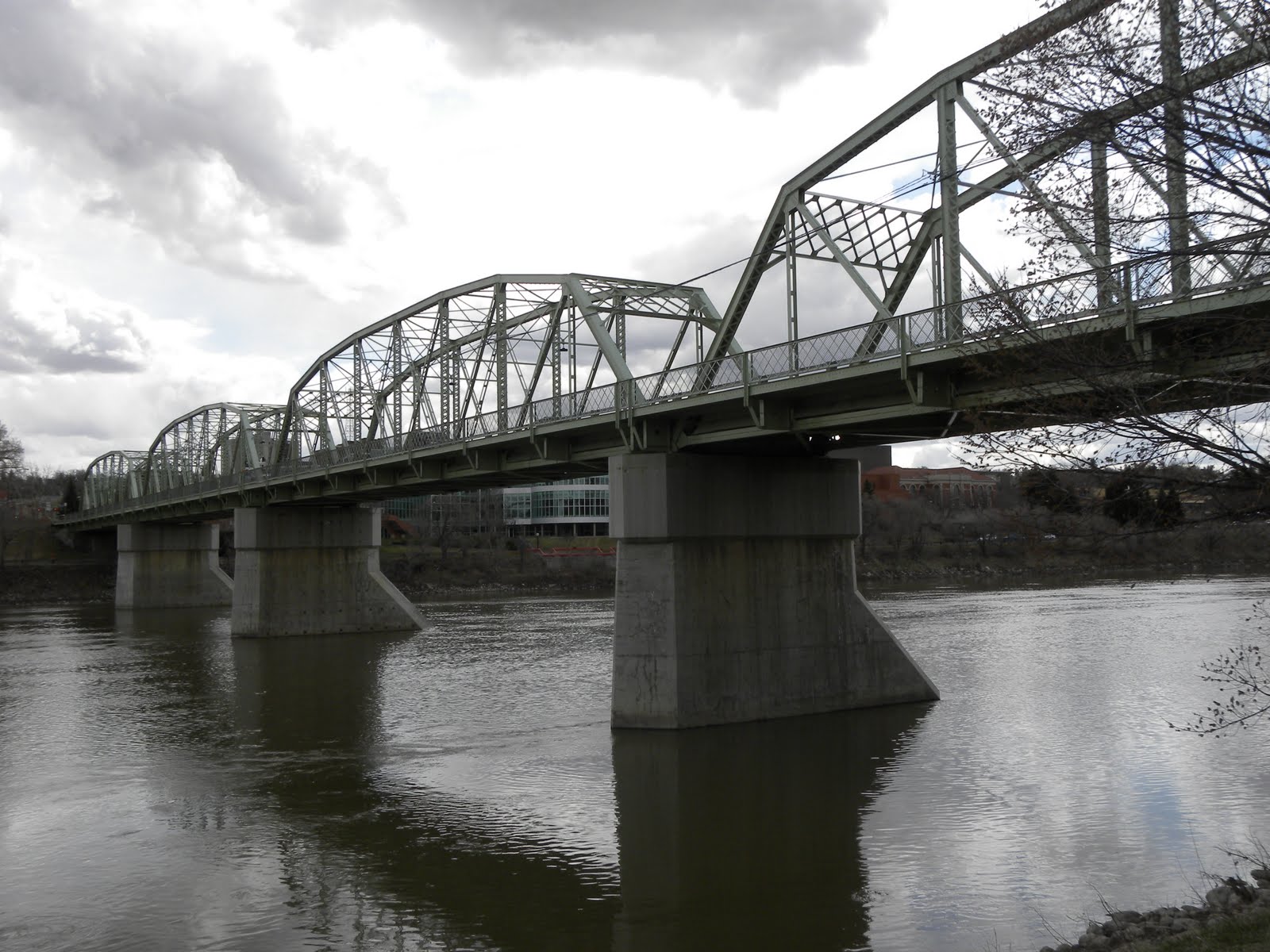 Medicine Hat: Bridges in Medicine Hat