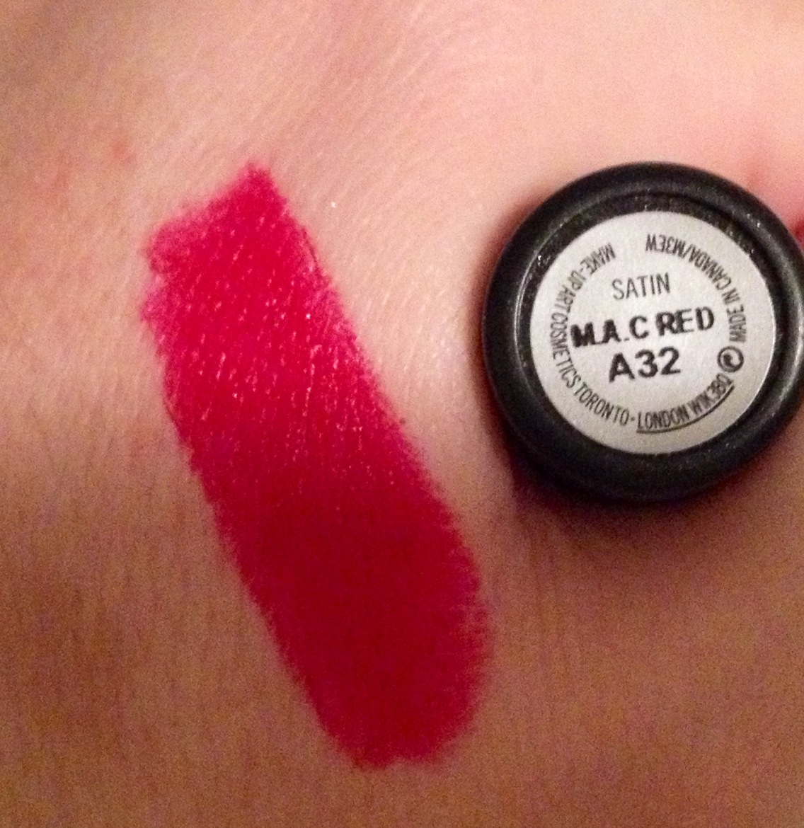 Red lipsticks for really, really pale people? : r/MakeupAddiction