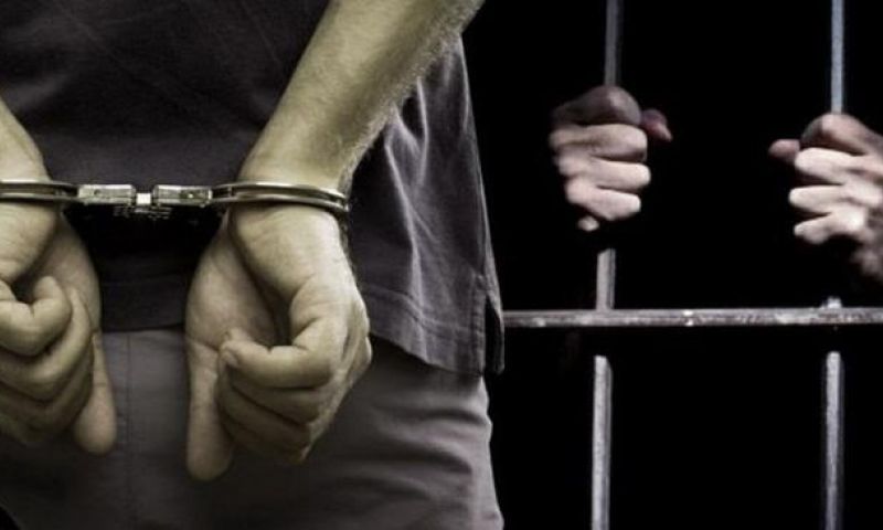 Hanya Butuh 2,5 Jam, Polisi Bekuk 5 Penjahat, 2 Masih Diuber Tim ... Hanya Butuh 2,5 Jam, Polisi Bekuk 5 Penjahat, 2 Masih Diuber Tim ...