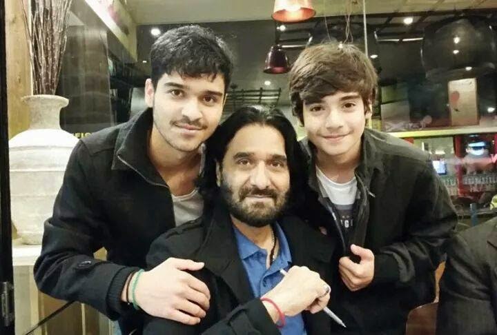 Nadeem Sarwar Family Photos