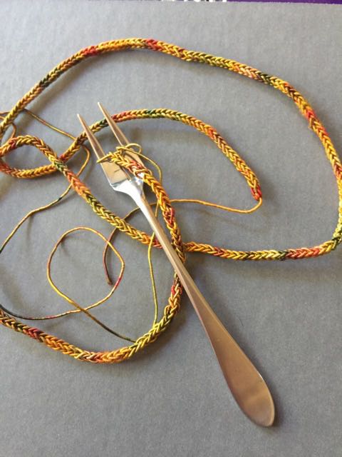 Art Jewelry Elements: Ancient to Modern - the Lucet