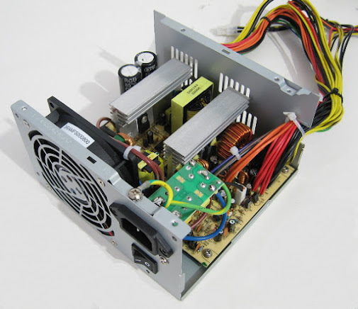 Funcionamiento y etapas de una fuente de energía de una computadora ...
