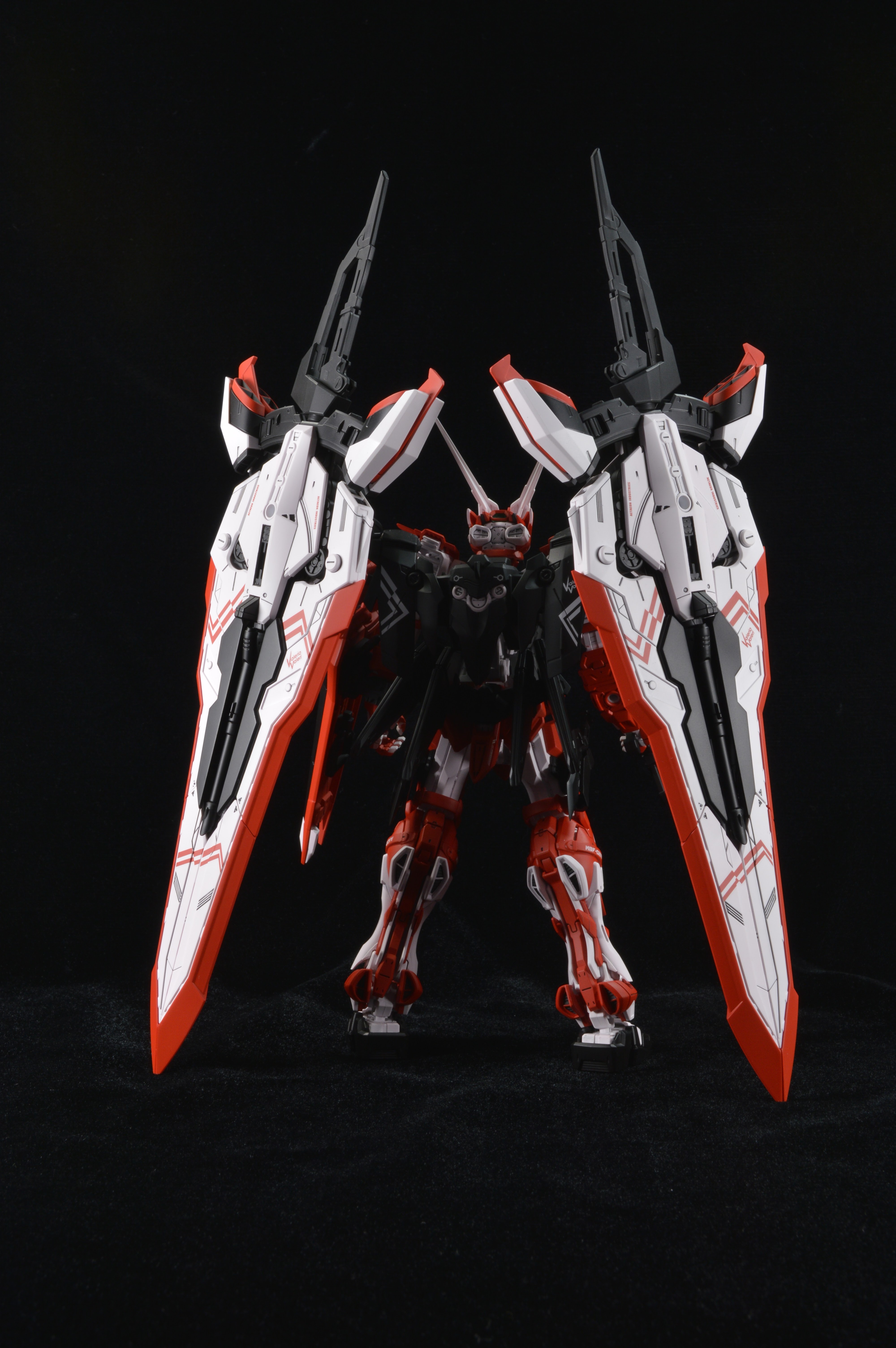 MG Gundam Astray Turn Red