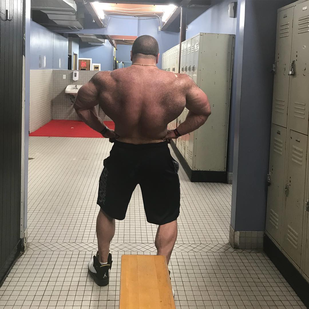 Muscle Lover: American Super-Heavyweight bodybuilder Ben Rafala