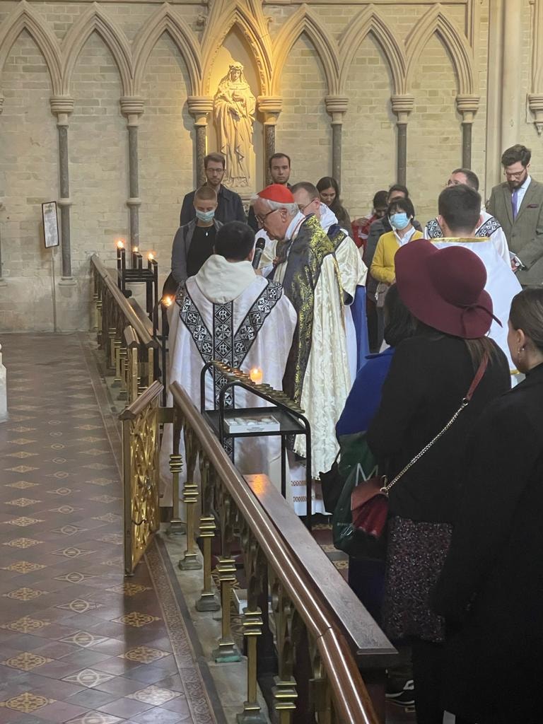 New Liturgical Movement: Pictures of Rosary Sunday in London