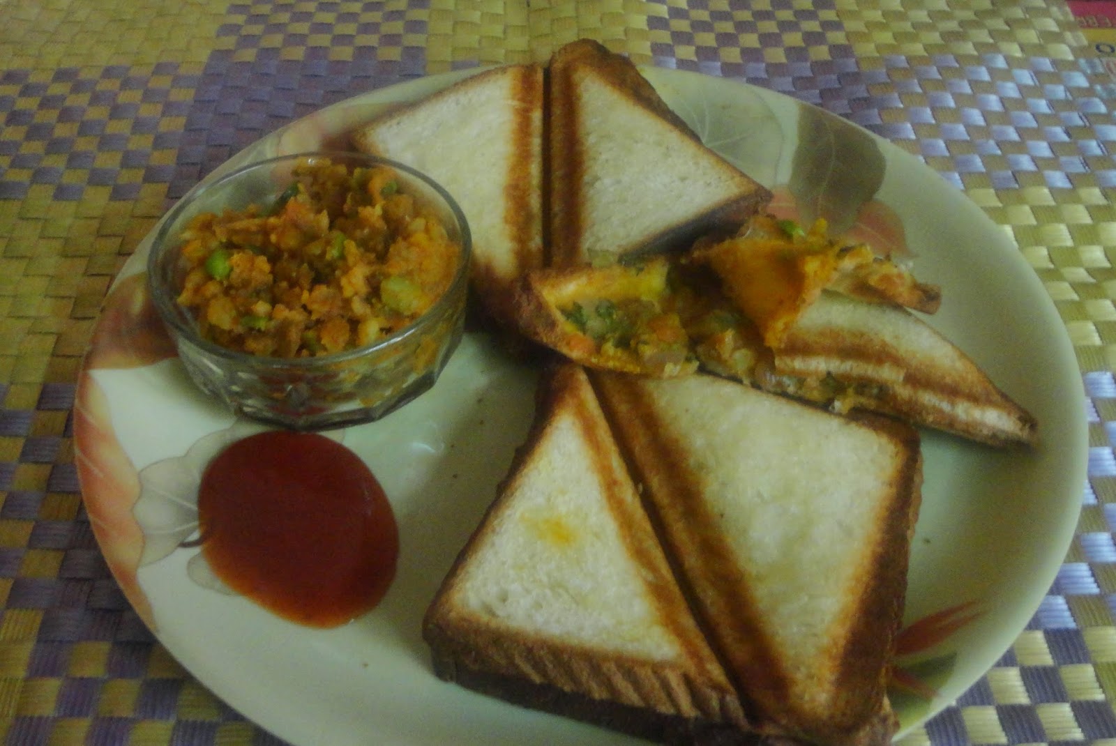 Nivedita's Kitchen: VEGETABLE MASALA SANDWICH for PPCS (FOOD REMAKE)