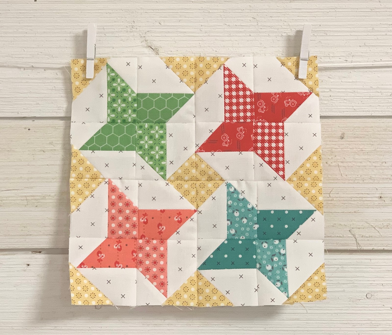 Bee In My Bonnet: Vintage Block Along - Checkers Block Tutorial!!