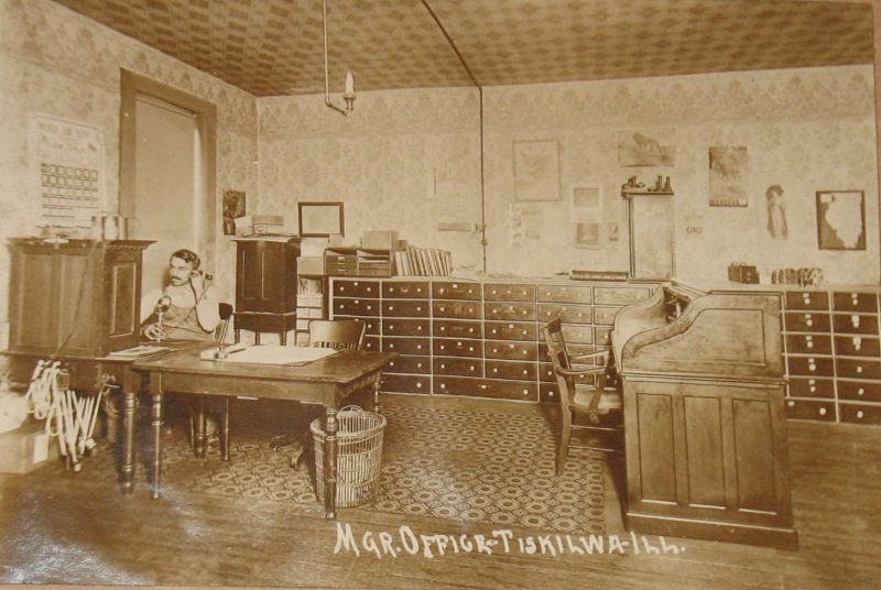 26 Amazing Photos Capture People in the Offices in the Early 20th ...