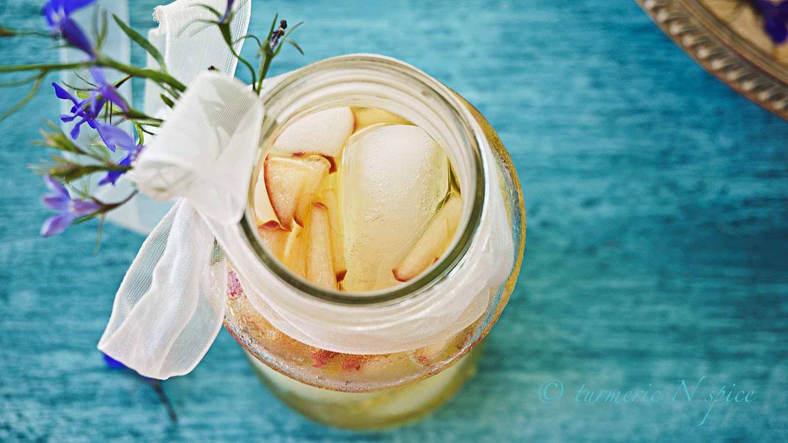 Turmeric n spice: Saffron Infused Apple Chai