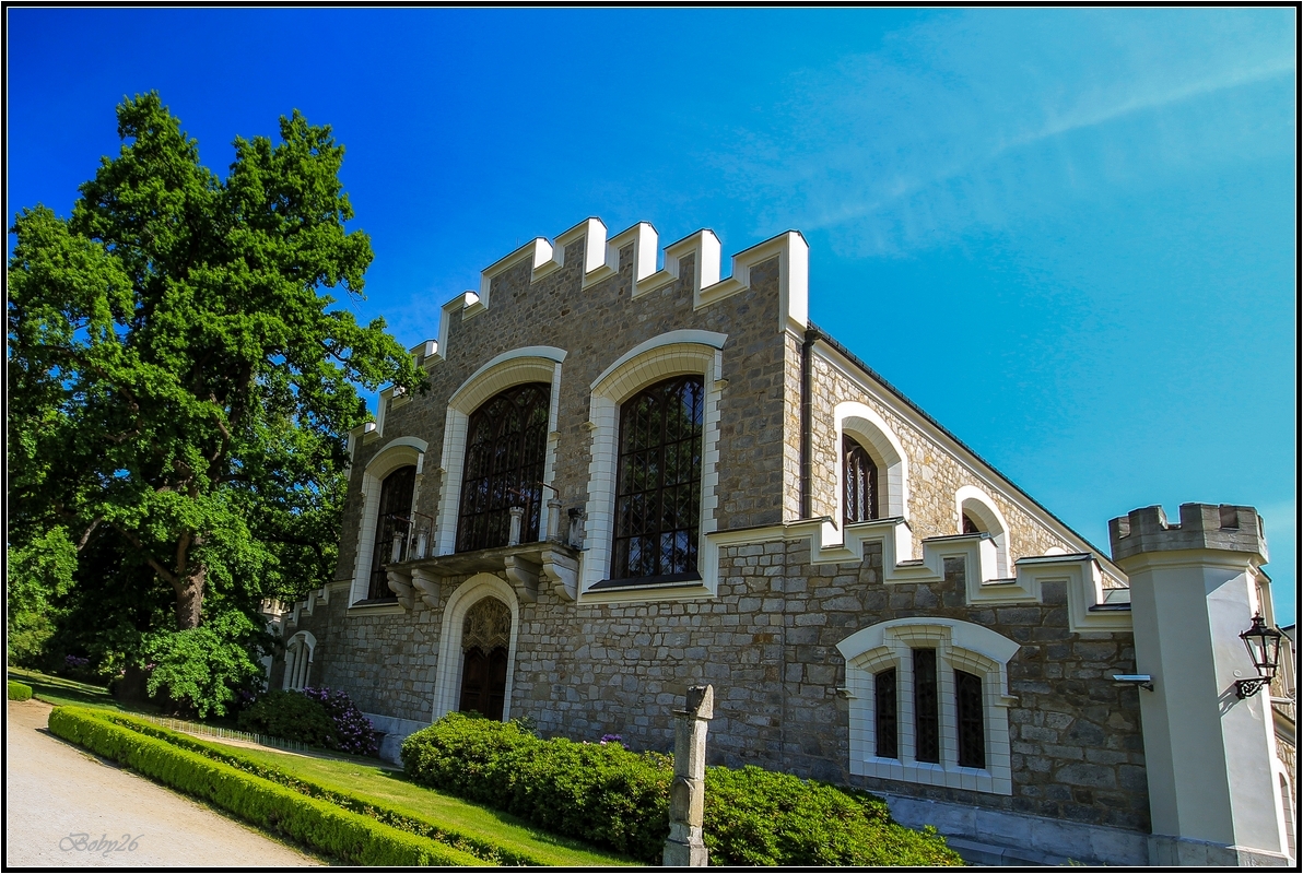 Boby M: Grad Hluboka