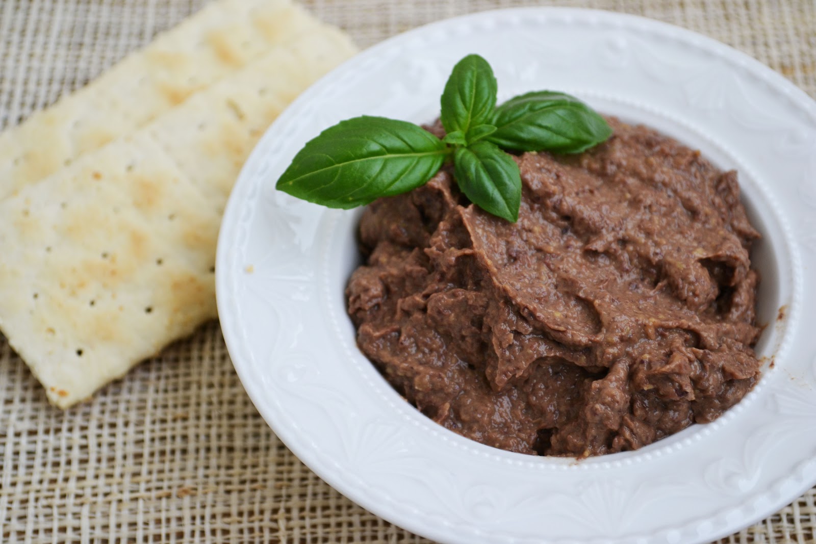 Pasta de masline cu avocado - Bucătăria Urecheatei