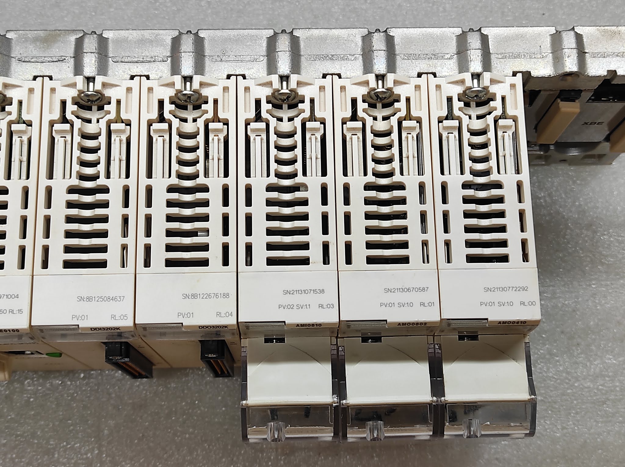 SCHNEIDER ELECTRIC CPS2000 P342000 NOE0100 DDI3202K DDO3202K AMI0810 ...