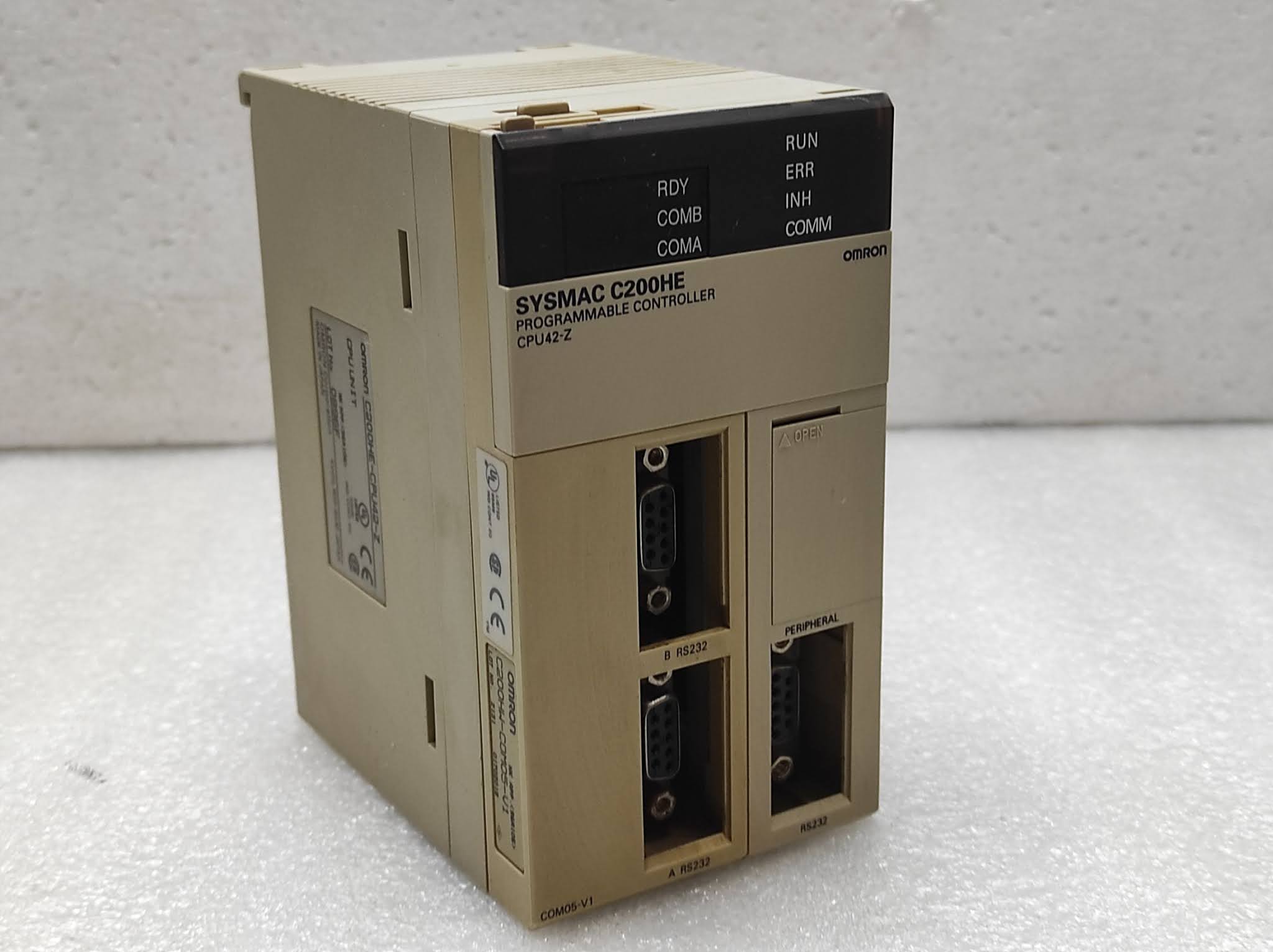 OMRON SYSMAC C200HE PROGRAMMABLE CONTROLLER C200HE-CPU42-Z