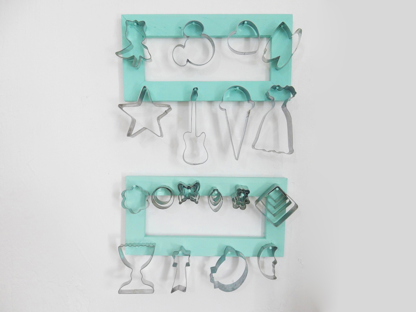 DIY Easy Cookie Cutter Holder