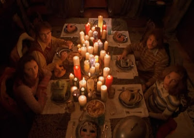 TELA DE CINEMA: A CASA DOS 1000 CORPOS (Dublado) - 2003