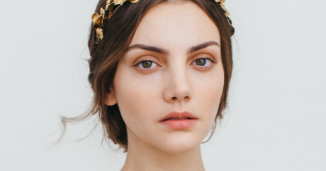 Organic Jewellery as Metaphor: Sabrina Behr headpiece