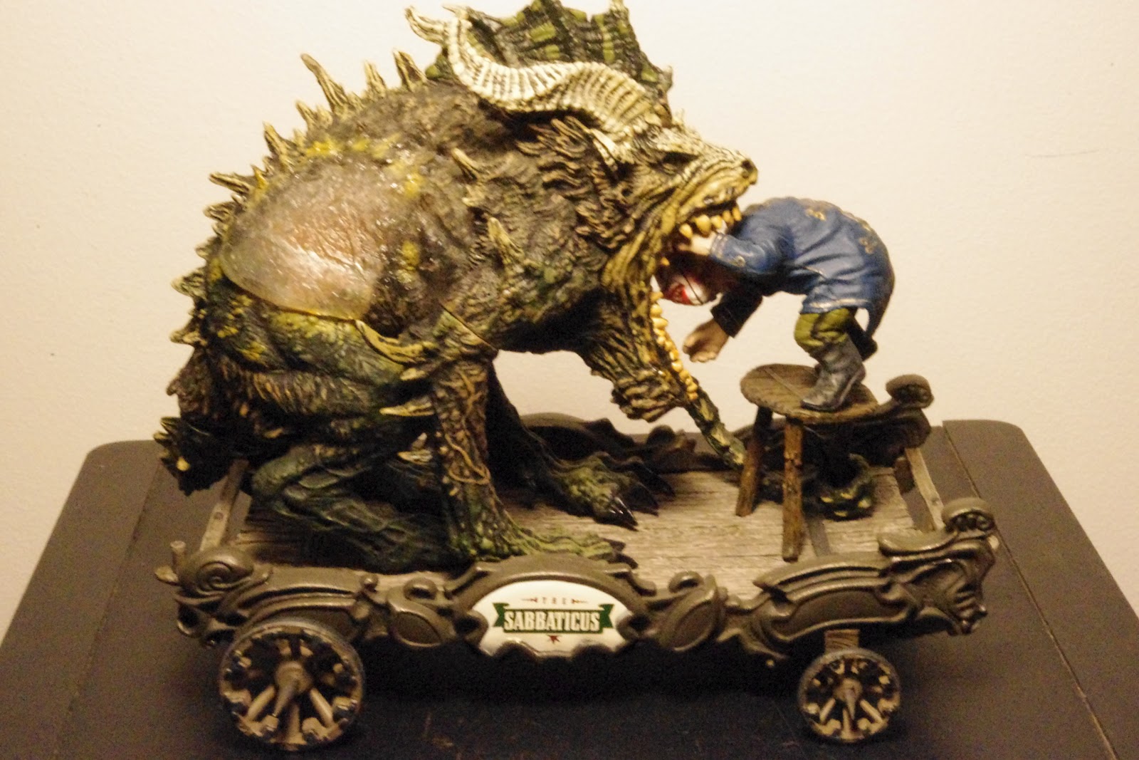 Na Boca Do Lobo: CLIVE BARKER'S INFERNAL PARADE - BLEB AND THE SABBATICUS