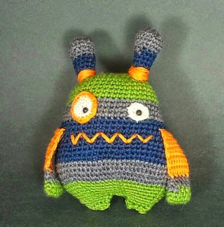 2000 Free Amigurumi Patterns: Javier the Monster Hunter: free Amigurumi ...