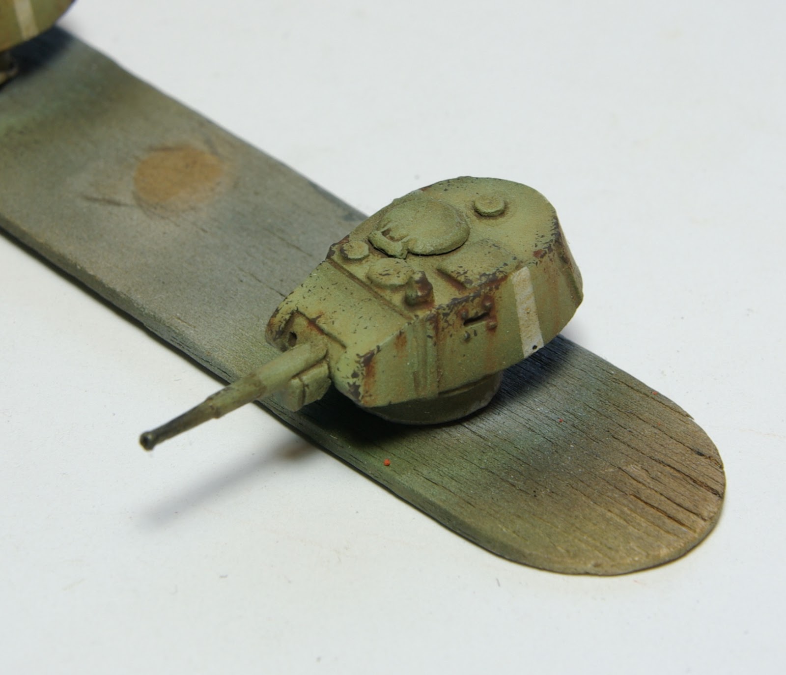 Torbjörn Blom´s Projects: Soviet tank painting guide.
