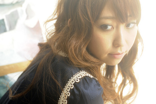 Seigetsuya: J-Artist of the Week: Rie Fu