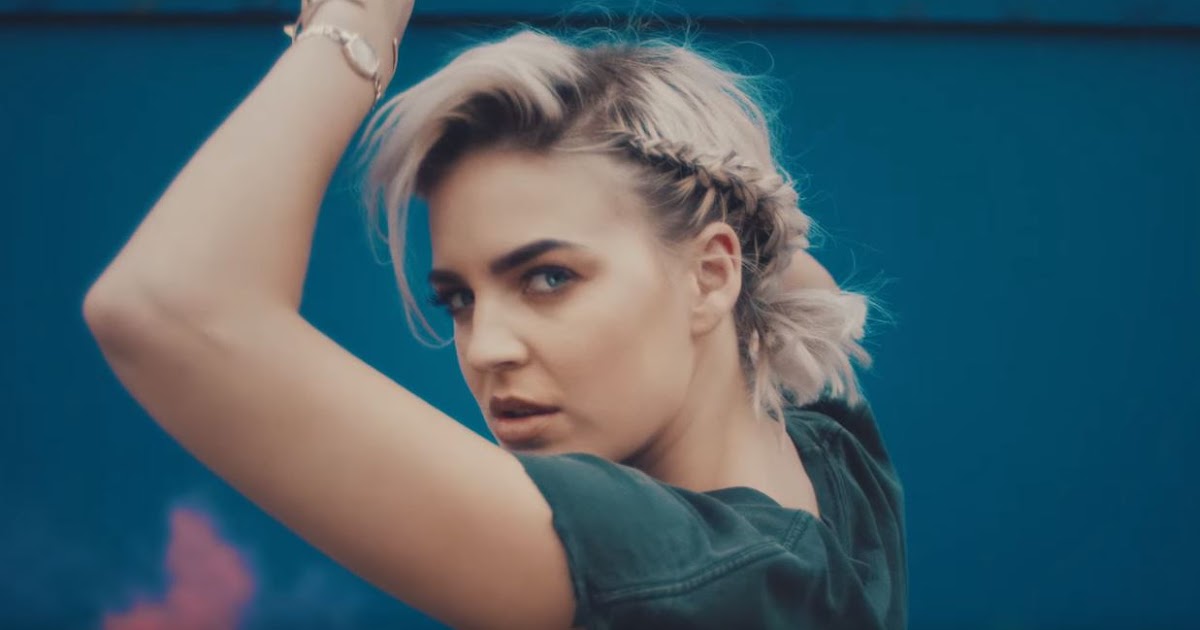 Mapped By What Surrounded Them: Jam of the Day: Anne-Marie - "Do It Right"