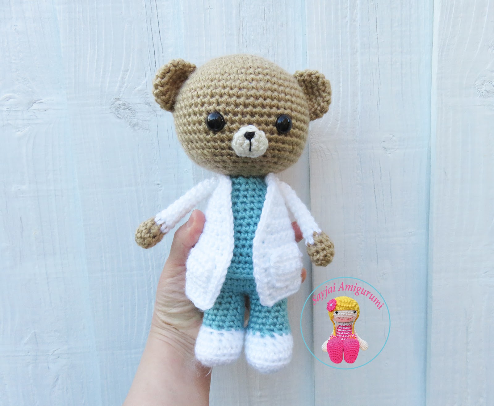 Doctor Beary Bear, Amigurumi Crochet Pattern - Sayjai Amigurumi Crochet ...