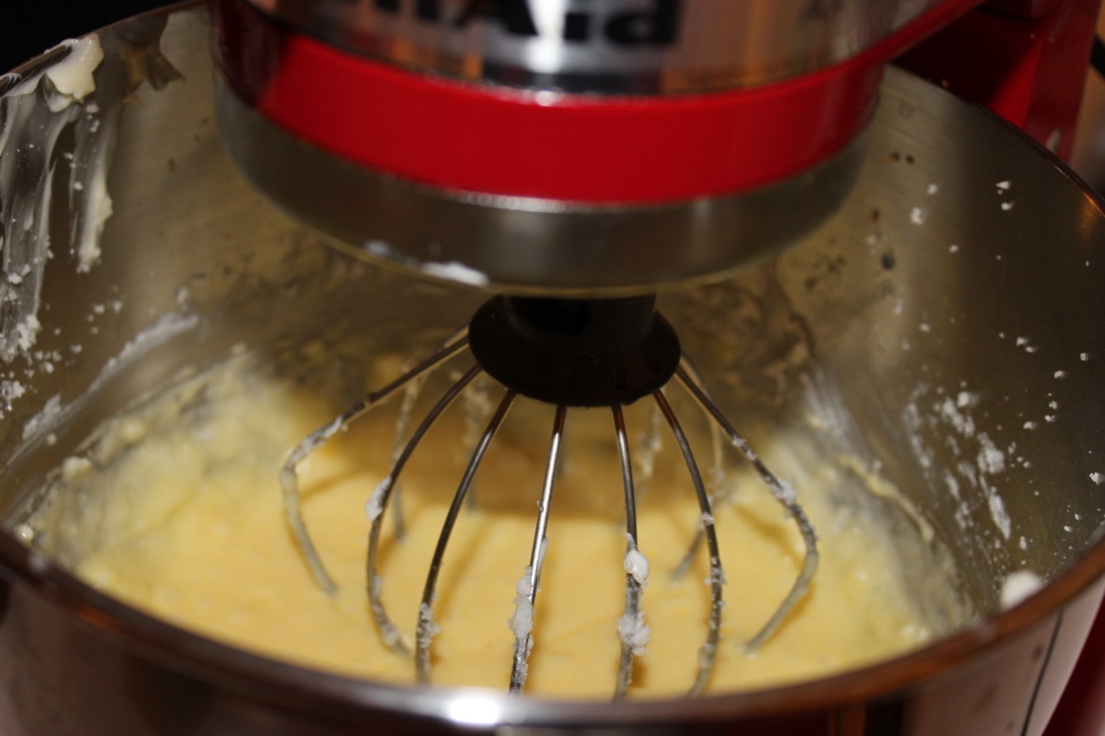 Sweet Tea and Cornbread: Southern Red Velvet Cake!