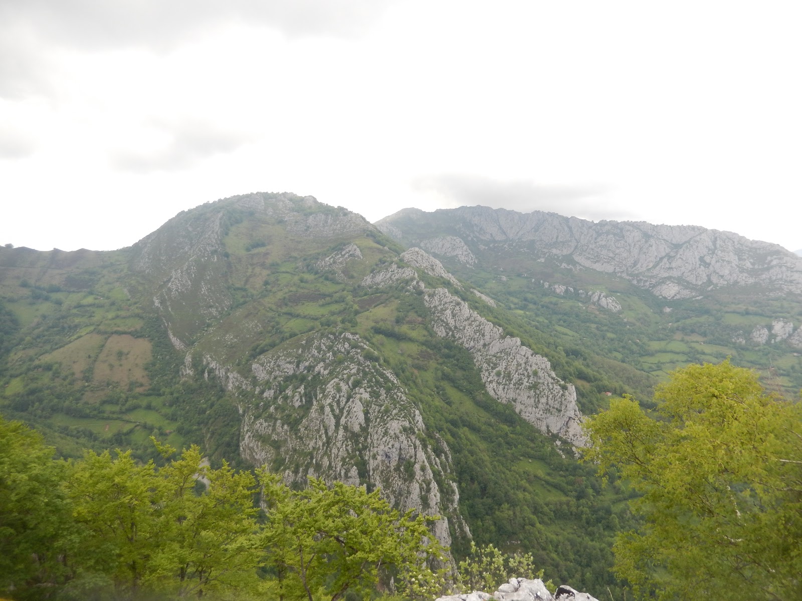 Camudando'l camín: Caliao (Casu) - Valle'l Cotu - Peña Rosques - Valle ...
