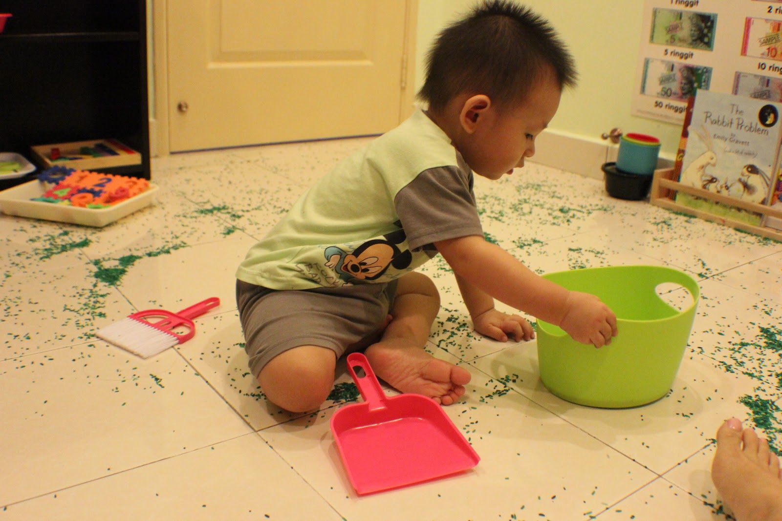 Little Tiger Growing Up: Messy Play: Messy Maths For Toddler