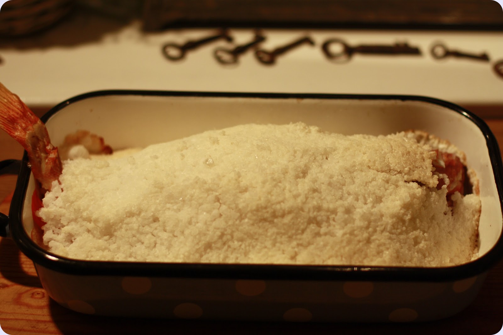 Saltbakt uer – Grys kjøkkenskriverier