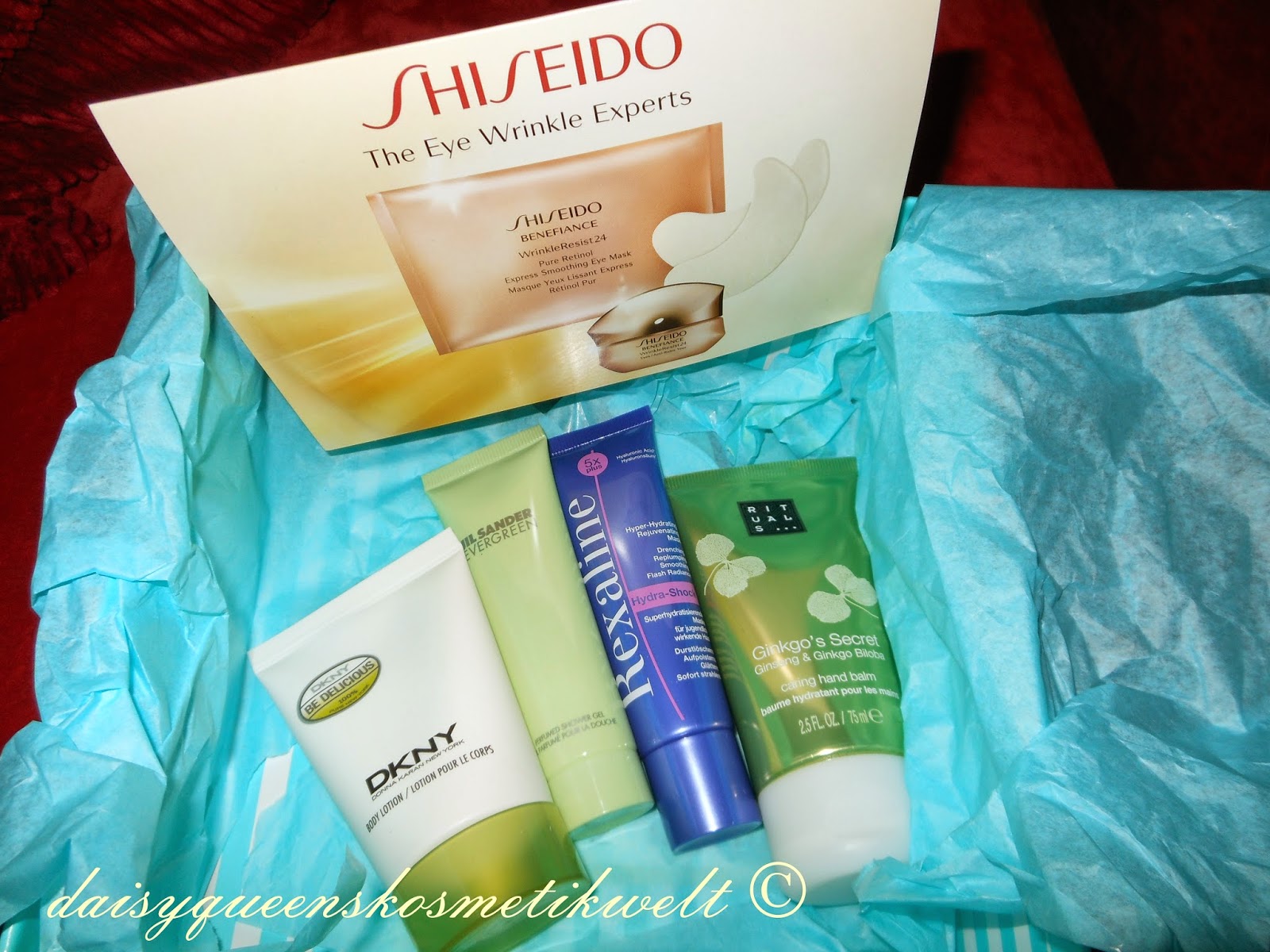 DaisyQueens Kosmetikwelt - keine Frage des Alters: Douglas Box of ...