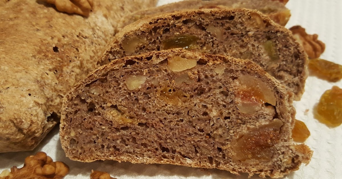 Pane tipo Valdostano con fichi, noci e uvetta, a modo mio