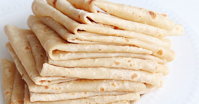 Sandhiya's Cookbook: Rumali Roti | Roomali Roti