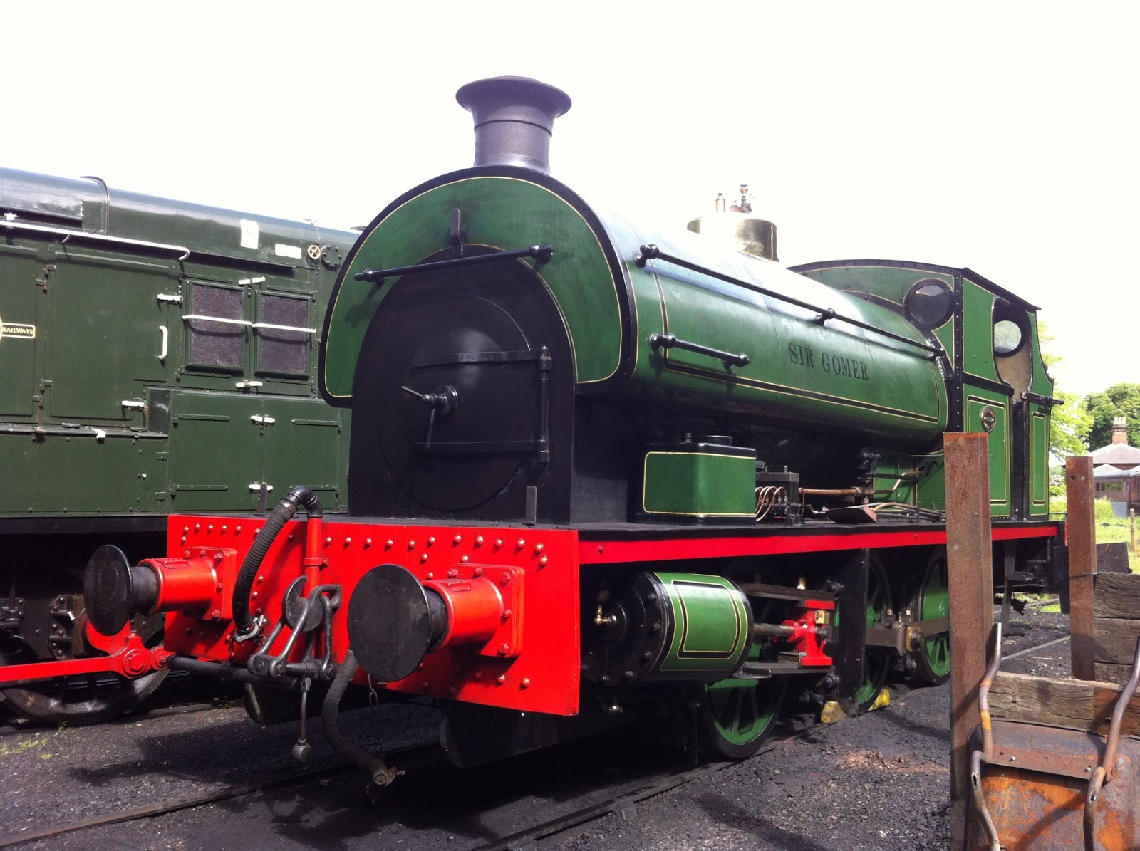 Sam's World: "Sir Gomer"s Summer Saturday Service...