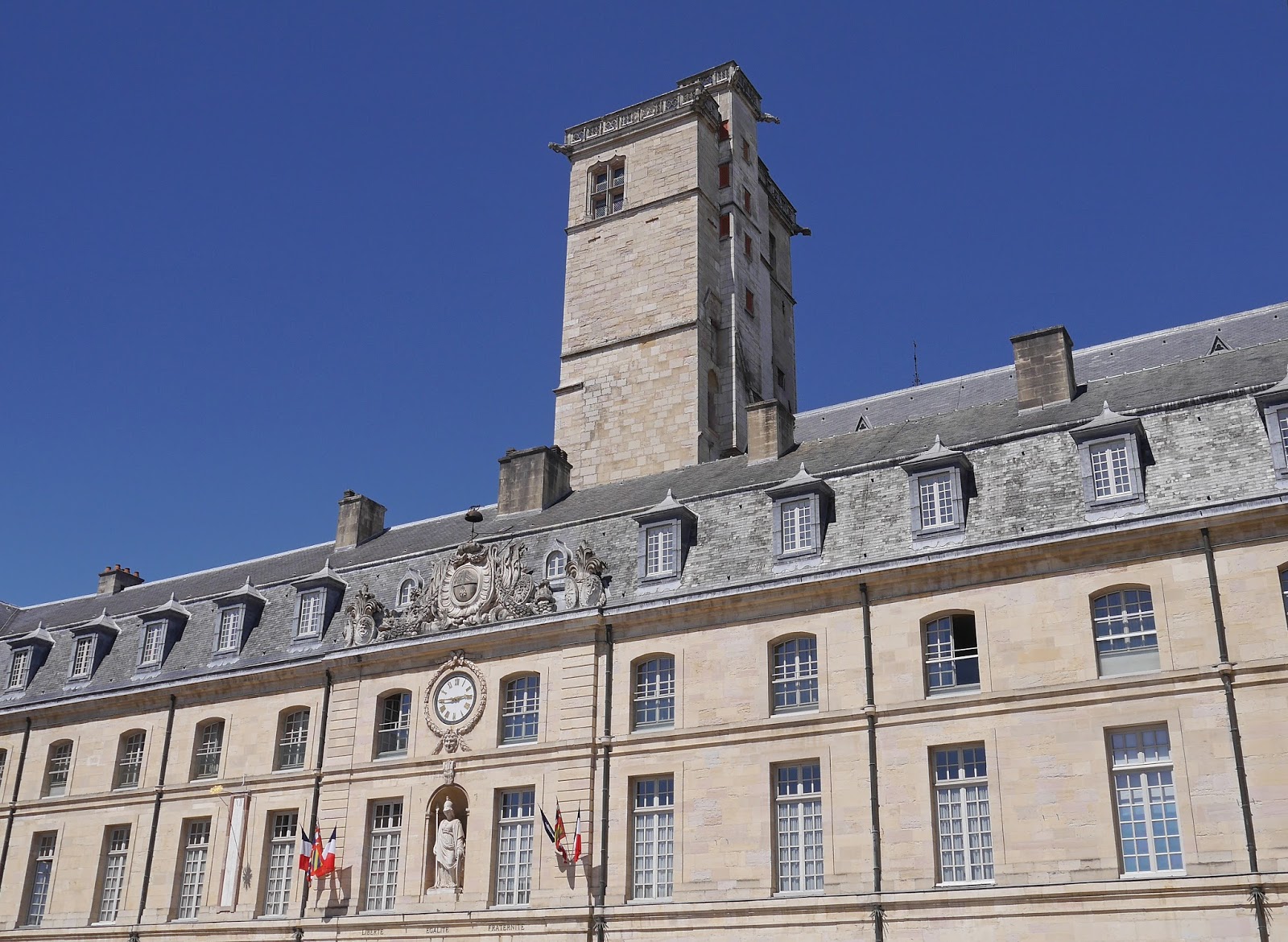 Walking in the country: Dijon: tour Philippe-le-Bon