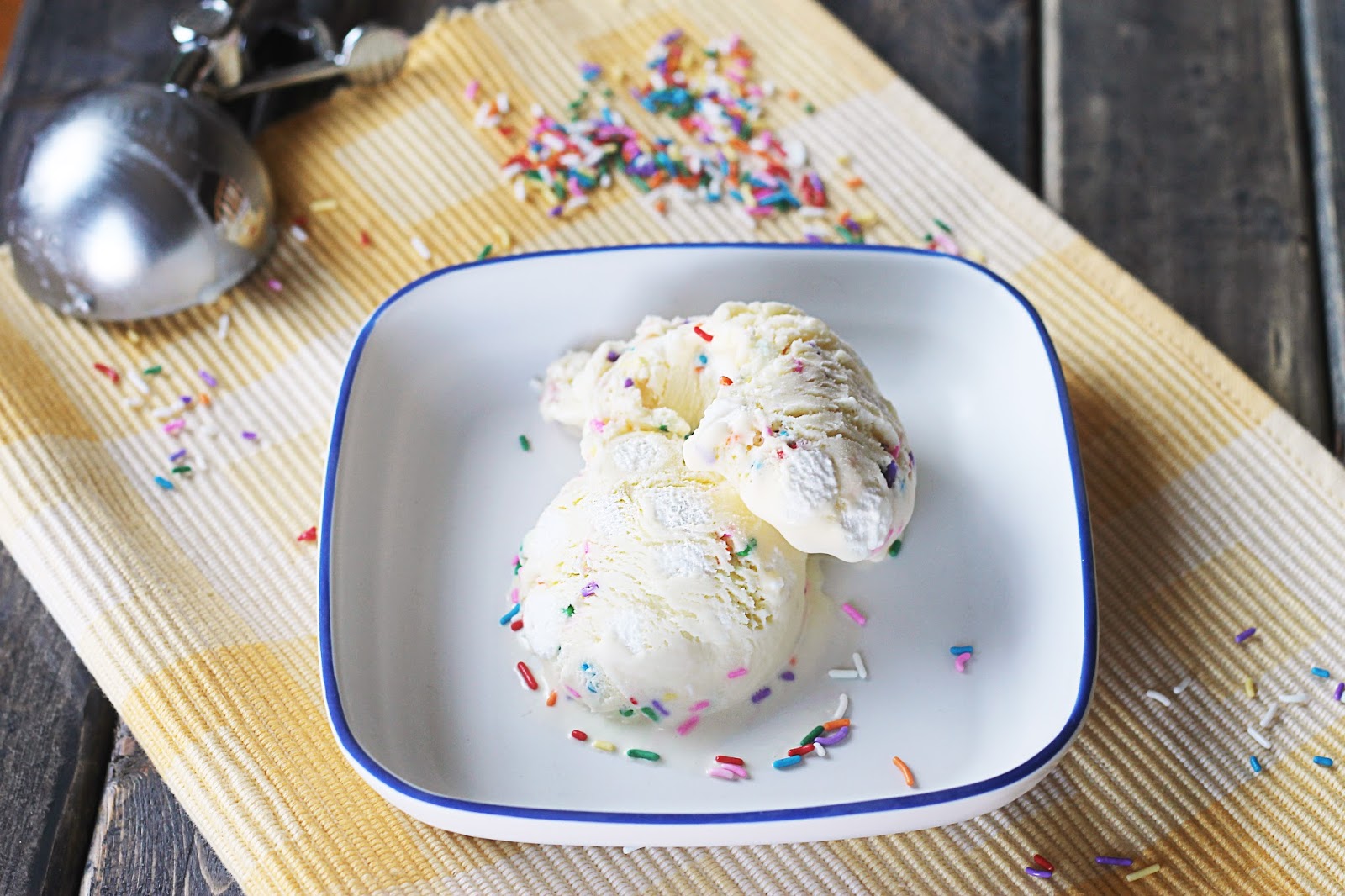 Forking Up: Marshmallow White Chocolate Ice Cream and Nostalgia