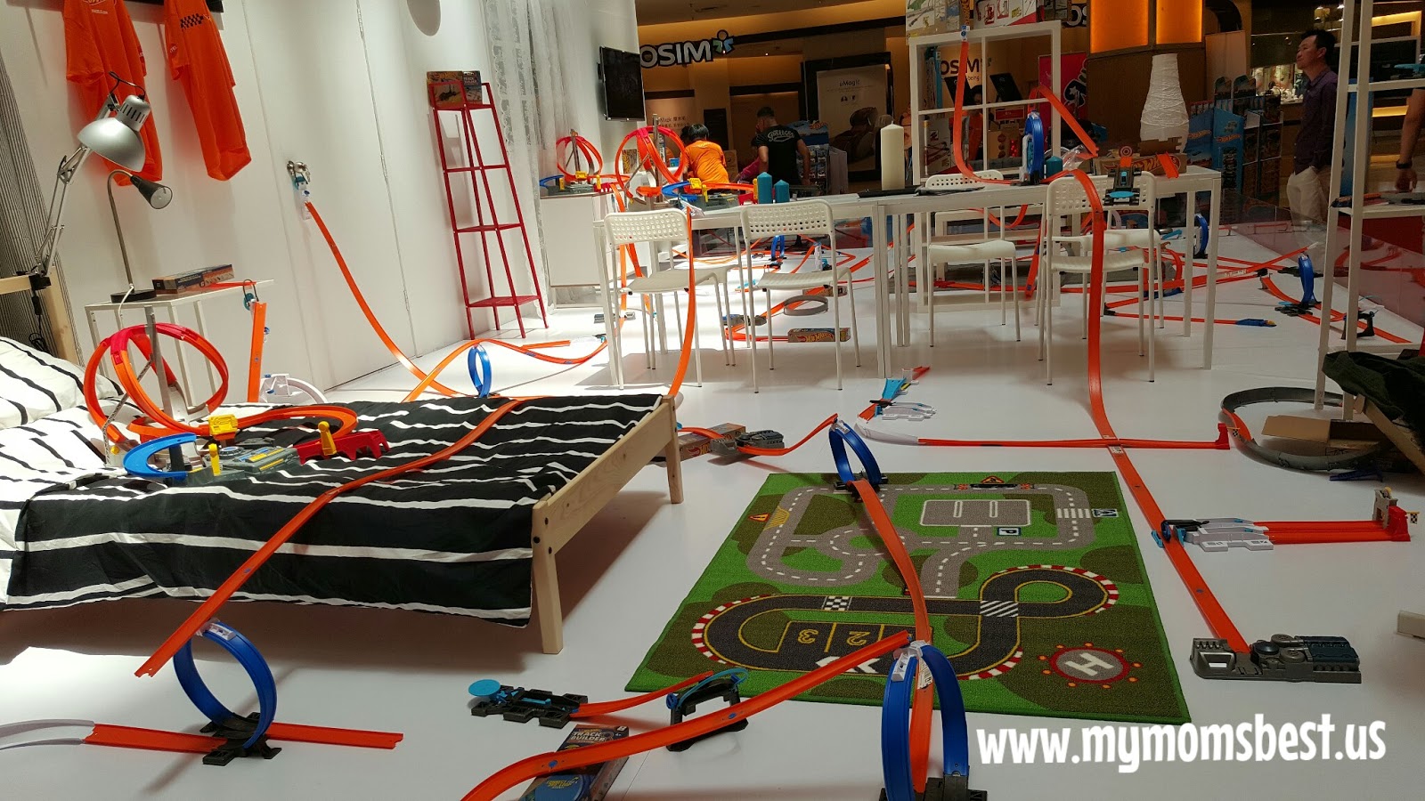 My Mom's Best: Mattel introduces the Hot Wheels® Track Builder System™