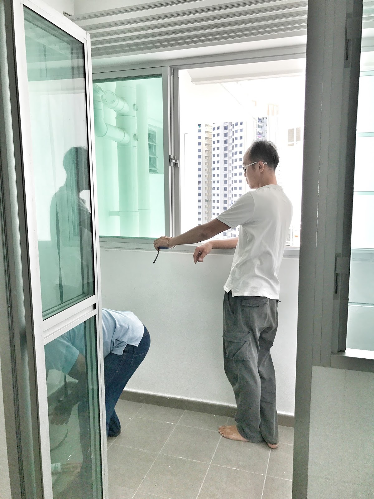 Invisible Grille With Home Grille | SHEYTHL