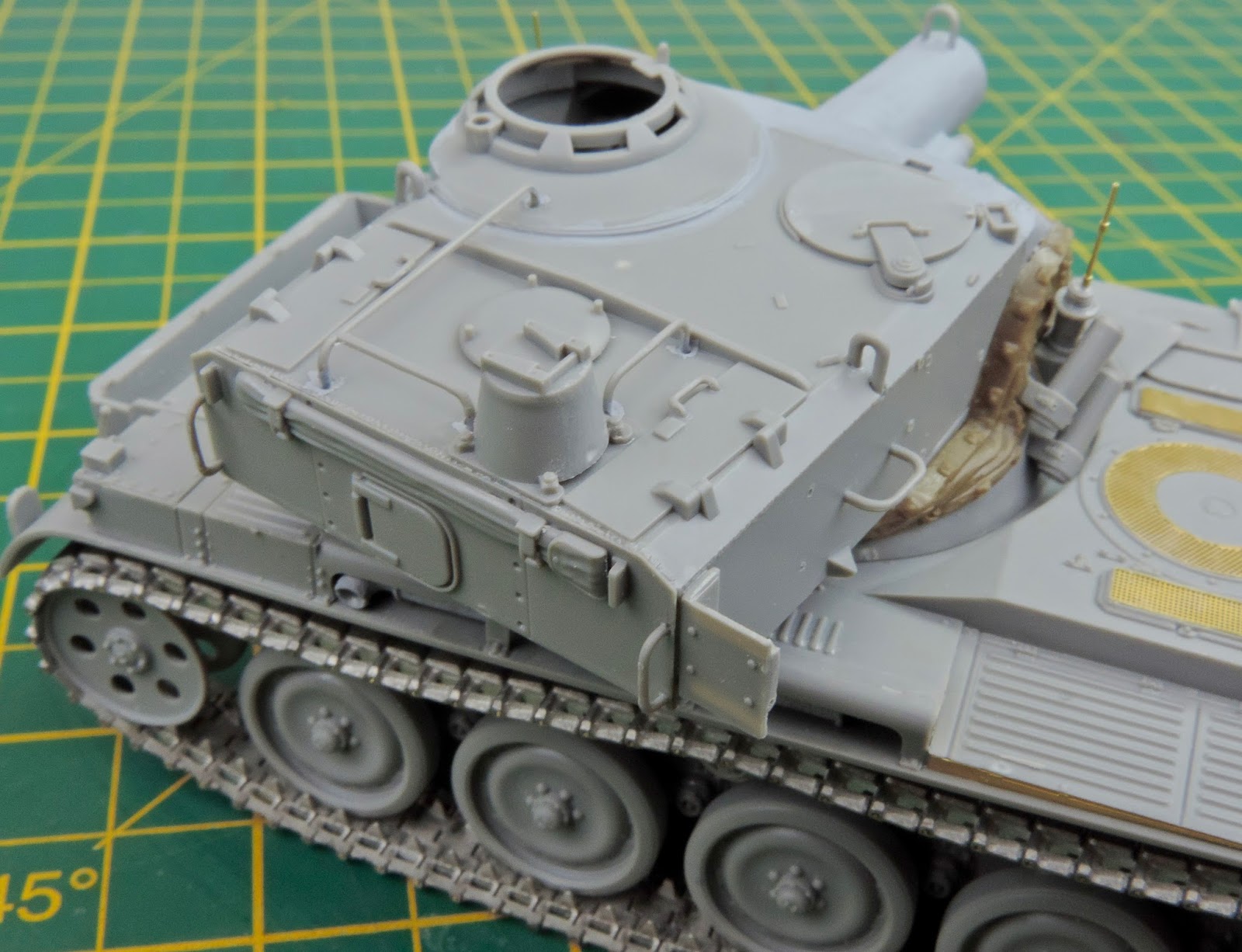 Pete's Model World : Takom AMX-13/90 Turret Time