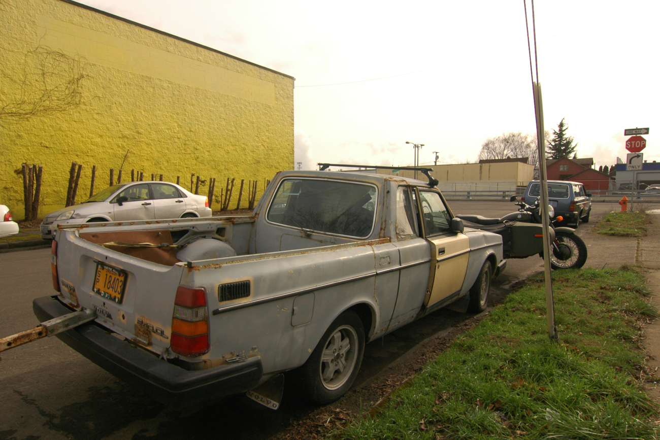 OLD PARKED CARS.: 1979 Volvo 242 GT Pickup Truck.