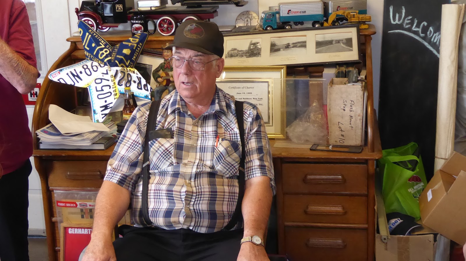 Joe & Wilma's Excellent Adventures: Tacks Toys (8/1/2015)