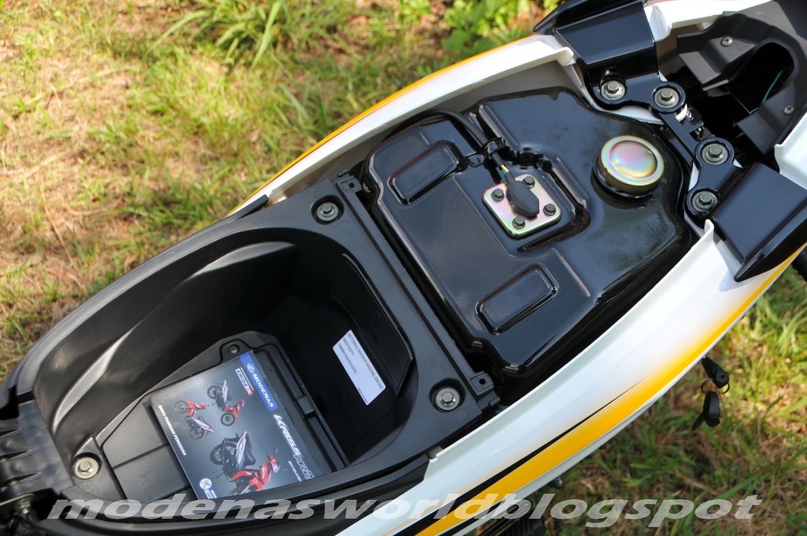 MODENAS KRISS MR2 - MODENASWORLD