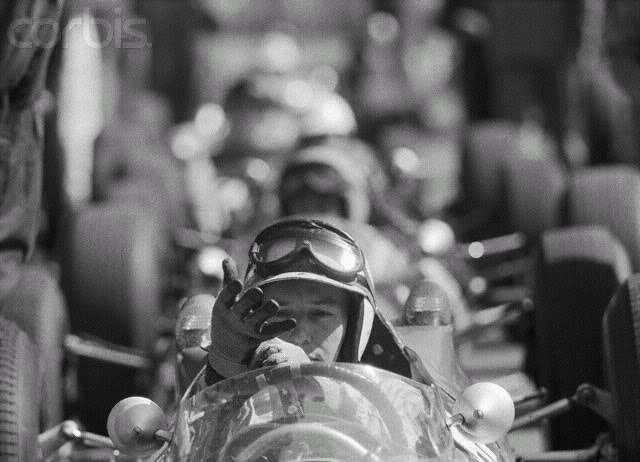 SILENT ECHOES: FORMULA 1 NOSTALGIA PART DUEX