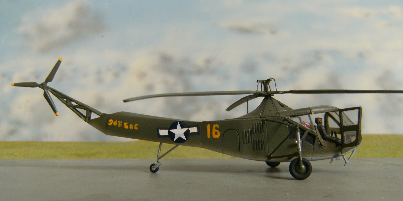 Happyscale-Modellbau: Sikorsky R-4 Hoverfly - aeromodell resin-kit 1/72