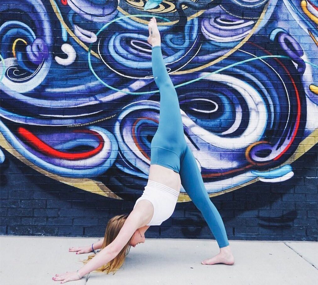 Yoga outfit: how to choose it? Which is ideal for practicing?